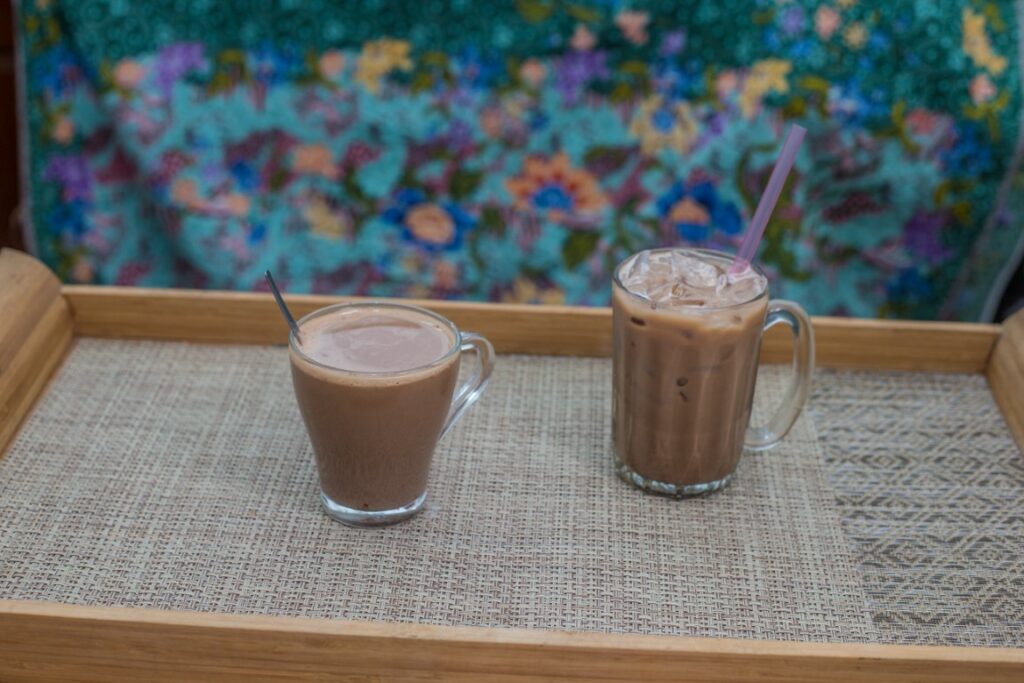 NESLO (ICE) – Nyonya Colors